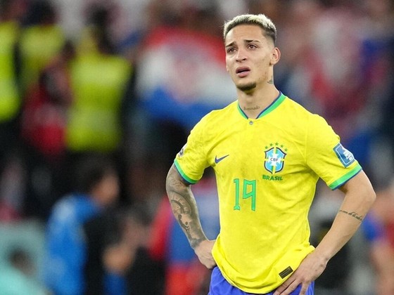 Man United đối mặt sức ép phải loại Antony khỏi đội hình