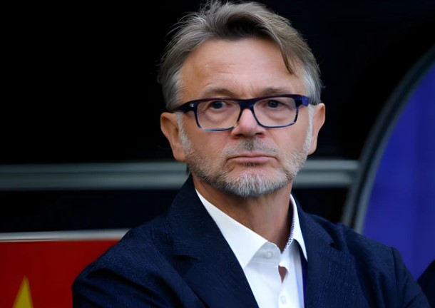 ‘ĐT Việt Nam gặp Iraq đã khó đá rồi, sao mà đi World Cup nổi’